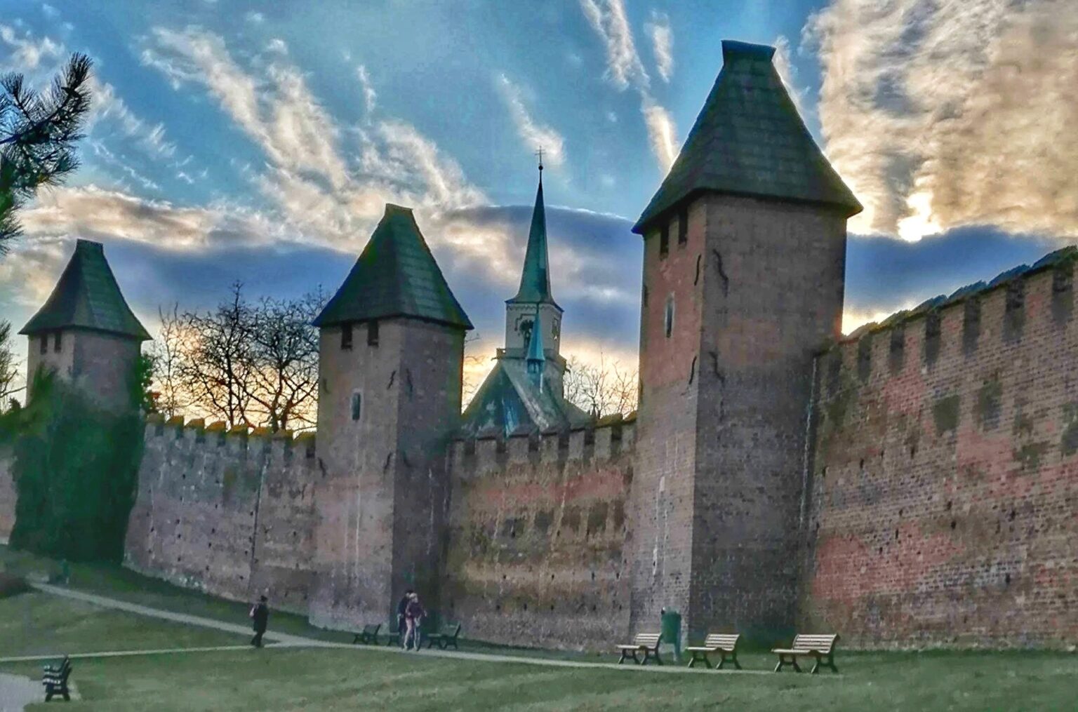 Labe: Objevte krásy 🍃přírody a historie okolo💦řeky